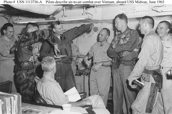 搞笑的空战：越战美军战机挂着马桶打仗_无忧资讯