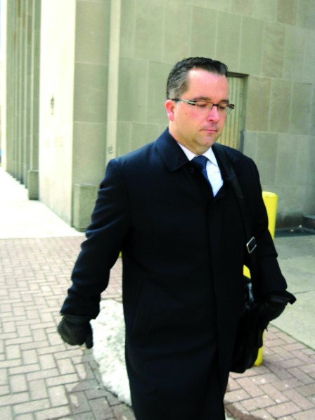 法医不能确定柳乾死因：看辩护律师咋说_无忧资讯