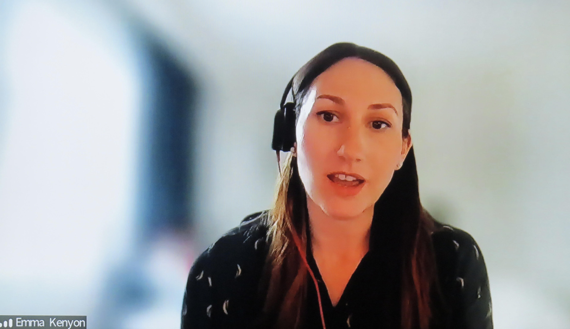 关慧贞提动议修改公民法 移民海外出生子女有望重获加籍身份_无忧资讯