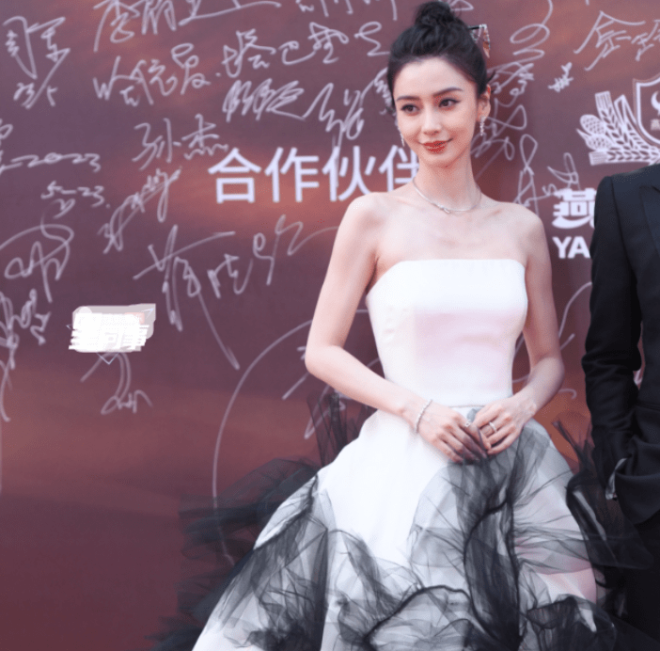 直击华表奖现场！女明星不爱“高定”了？ -6parkbbs.com