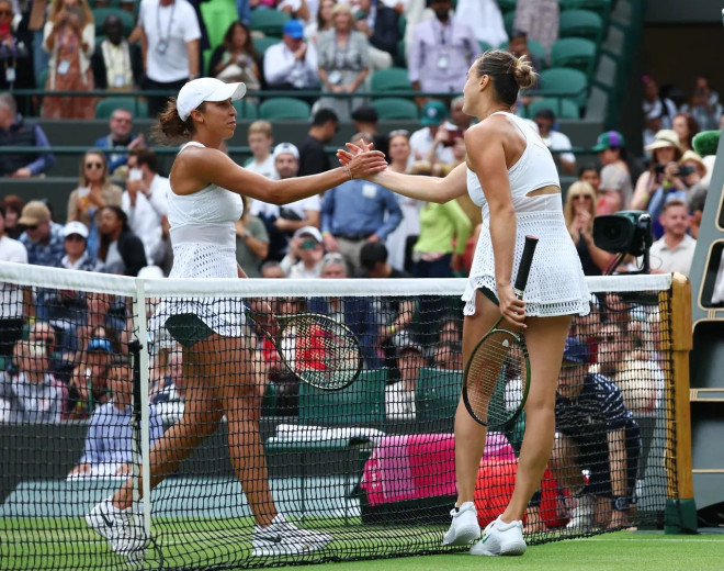 大型撞衫现场！温网多名女将穿同款战袍 被嘲“桌布” -6park.com