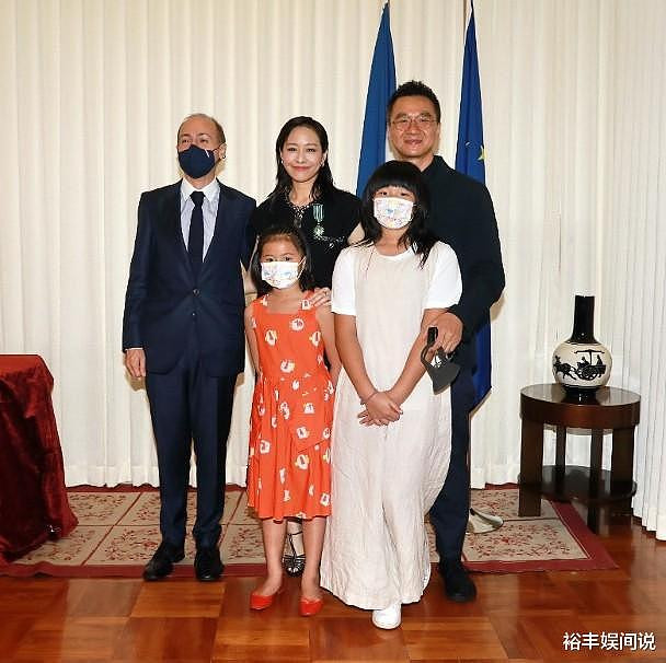 44岁林嘉欣被曝婚变，携两个女儿定居加拿大，更多细节曝光 -6park.com