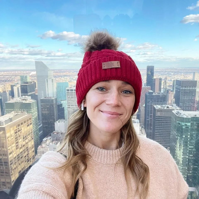 百万粉丝女网红搬到美国后，第一件事就把她震到了 -6park.com