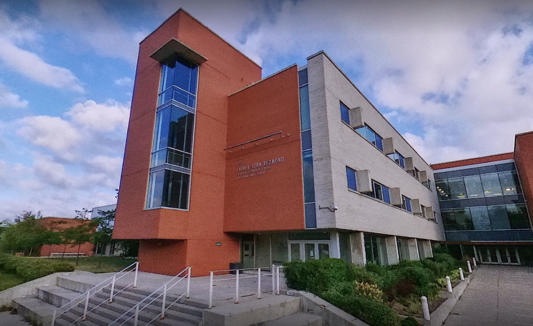 多伦多一所高中6人满分毕业 亚裔学生亲述：这些方面缺一不可_无忧资讯