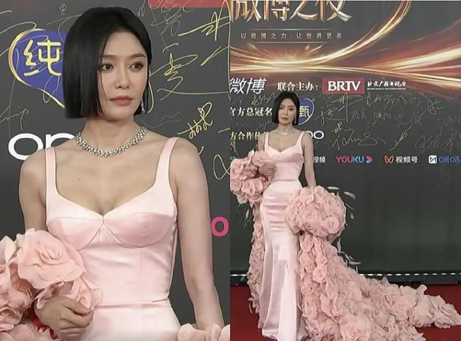 微博之夜 女星斗艳 星光熠熠 -6parkbbs.com