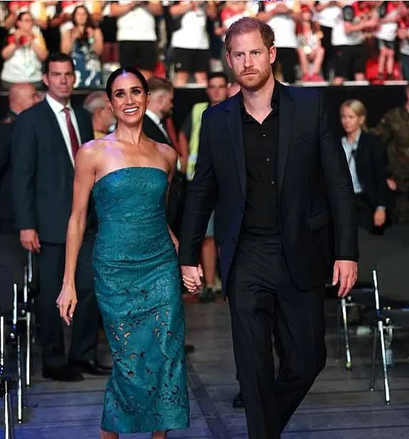 英国女王最后时光曝光 -6parkbbs.com