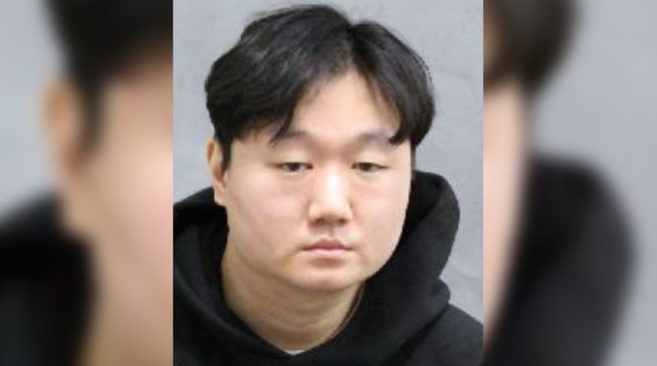 多伦多亚裔在咖啡店厕所装摄像头偷拍 这个位置你去过吗_无忧资讯