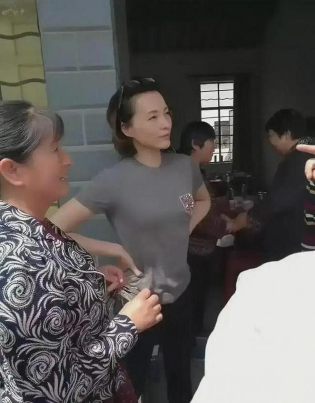 49岁的董卿变农村大姐 到底经历了什么？ -6parkbbs.com