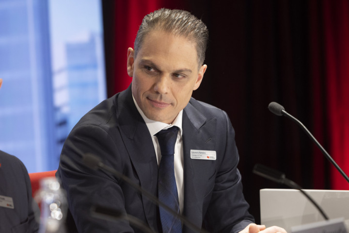 加拿大基金投资的钱全跑了！银行CEO公开反对资本利得税 - 时事新闻 - 温哥华天空 - Vansky