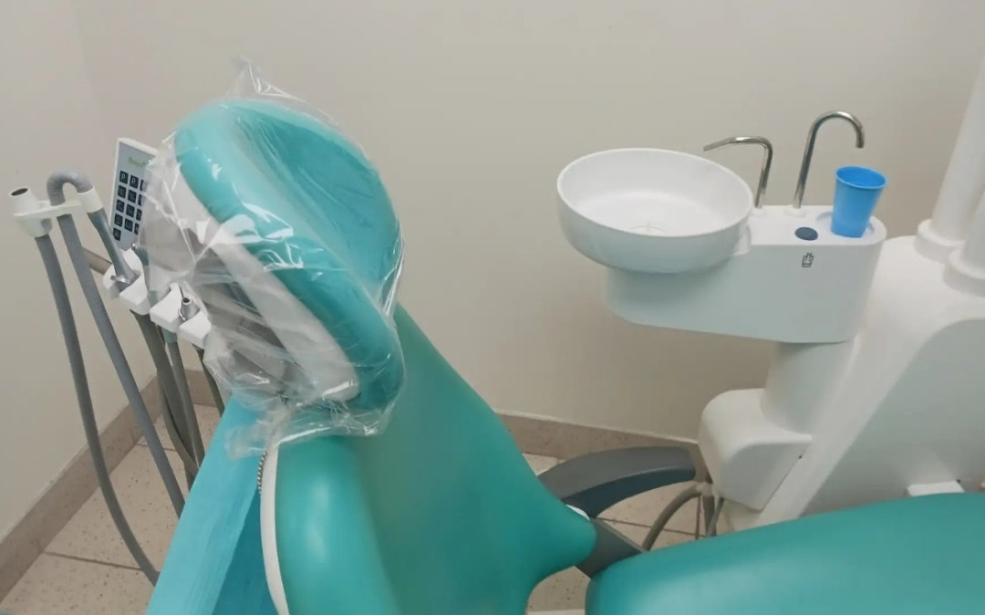 加拿大免费看牙 5天后开18-64岁申请！要求是 - 健康新闻 - 温哥华天空 - Vansky